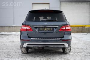 Zils Mercedes-Benz ML 250 2013 Rīga, ar dzinēja tilpumu 2.20 L un nobraukumu 300 tūkst. km par 13990 €, foto 11 vietnē AUTOMOTO.COM.LV
