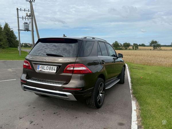 Brūns Mercedes-Benz ML 250 2012 Marijampole, ar dzinēja tilpumu 2.14 L un nobraukumu 232 tūkst. km par 13500 €, foto 8 vietnē AUTOMOTO.COM.LV