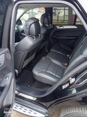 Mercedes-Benz ML 250 2014 in Kaunas, with an engine capacity of 2.10 L and mileage of 222 thousand km for 17500 €, photo 11 on AUTOMOTO.COM.LV