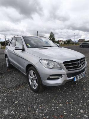 Pelēks Mercedes-Benz ML 250 2011 Tauragė, ar dzinēja tilpumu 2.14 L un nobraukumu 317 tūkst. km par 10500 €, foto  vietnē AUTOMOTO.COM.LV