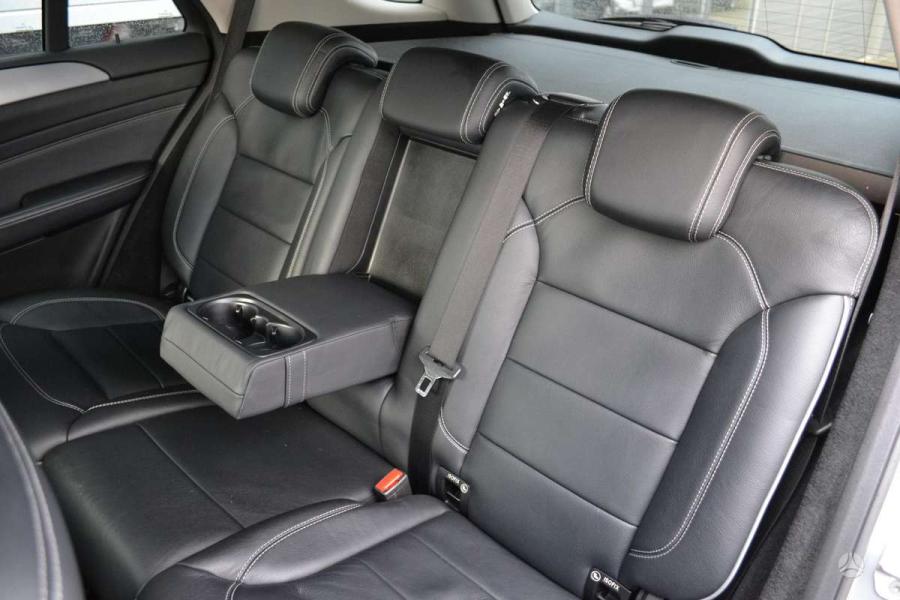 Pelēks Mercedes-Benz ML 250 2012 Viļņa, ar dzinēja tilpumu 2.14 L un nobraukumu 287 tūkst. km par 13000 €, foto 23 vietnē AUTOMOTO.COM.LV