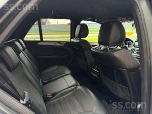 Grey Mercedes-Benz ML 250 2012 in Riga, with an engine capacity of 2.20 L and mileage of 323 thousand km for 11500 €, photo 13 on AUTOMOTO.COM.LV