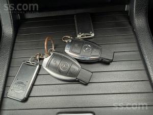 Grey Mercedes-Benz ML 250 2012 in Riga, with an engine capacity of 2.20 L and mileage of 323 thousand km for 11500 €, photo 15 on AUTOMOTO.COM.LV