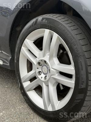 Grey Mercedes-Benz ML 250 2014 in Riga, with an engine capacity of 2.20 L and mileage of 255 thousand km for 14500 €, photo 6 on AUTOMOTO.COM.LV