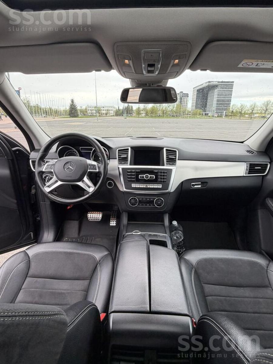Grey Mercedes-Benz ML 250 2014 in Riga, with an engine capacity of 2.20 L and mileage of 255 thousand km for 14500 €, photo 11 on AUTOMOTO.COM.LV