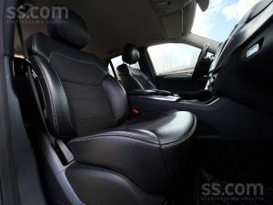 Grey Mercedes-Benz ML 250 2014 in Jelgava, with an engine capacity of 2.20 L and mileage of 178 thousand km for 17490 €, photo 8 on AUTOMOTO.COM.LV