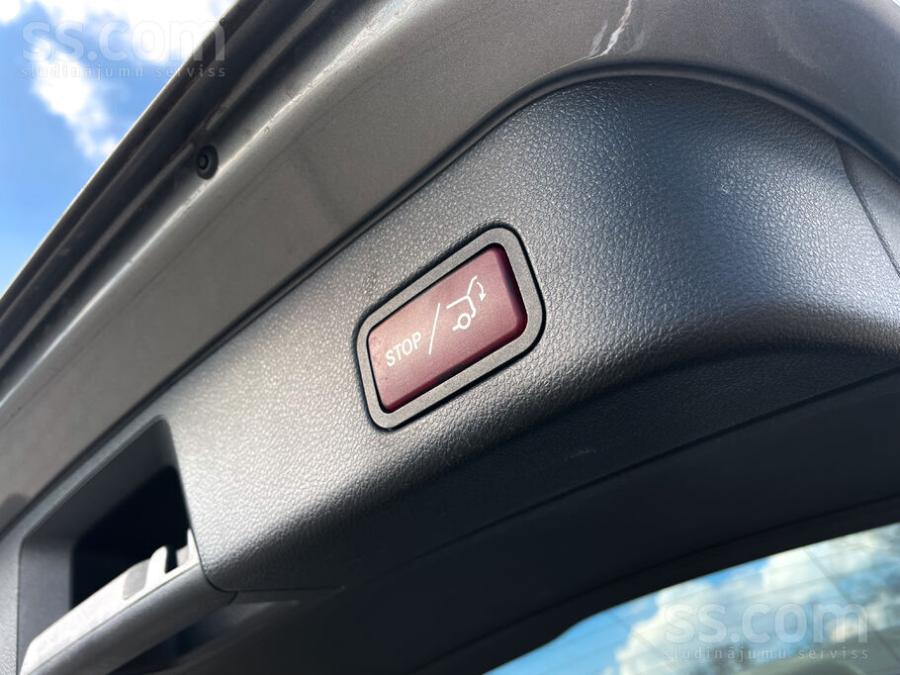 Grey Mercedes-Benz ML 250 2014 in Jelgava, with an engine capacity of 2.20 L and mileage of 178 thousand km for 17490 €, photo 19 on AUTOMOTO.COM.LV
