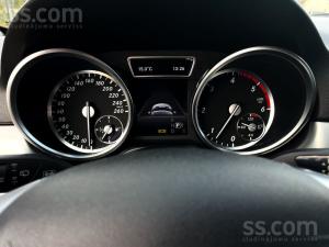 Grey Mercedes-Benz ML 250 2014 in Jelgava, with an engine capacity of 2.20 L and mileage of 178 thousand km for 17490 €, photo 21 on AUTOMOTO.COM.LV