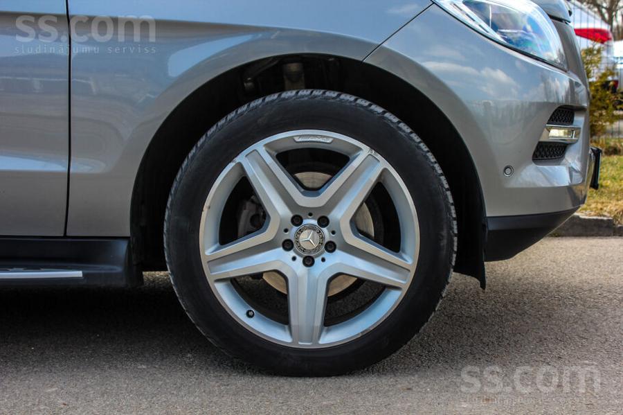 Grey Mercedes-Benz ML 250 2014 in Jelgava, with an engine capacity of 2.20 L and mileage of 178 thousand km for 17490 €, photo 23 on AUTOMOTO.COM.LV
