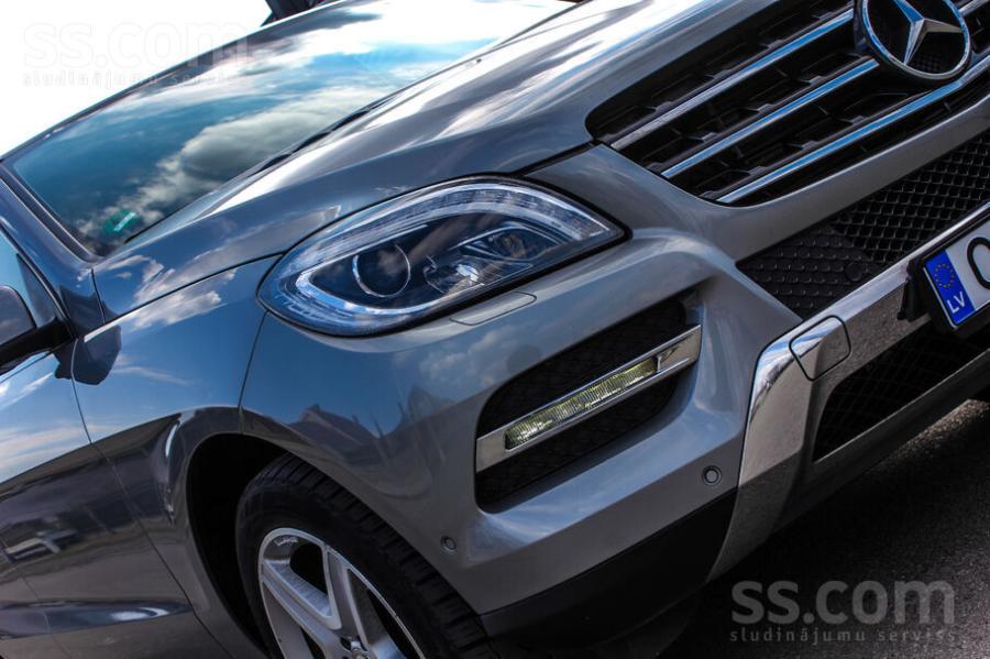 Grey Mercedes-Benz ML 250 2014 in Jelgava, with an engine capacity of 2.20 L and mileage of 178 thousand km for 17490 €, photo 25 on AUTOMOTO.COM.LV