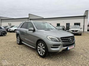 Pelēks Mercedes-Benz ML 250 2015 Šauļi, ar dzinēja tilpumu 2.10 L un nobraukumu 322 tūkst. km par 14500 €, foto 2 vietnē AUTOMOTO.COM.LV
