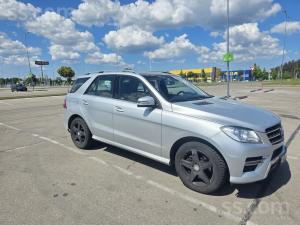 Pelēks Mercedes-Benz ML 250 2015 Rīga, ar dzinēja tilpumu 2.20 L un nobraukumu 219 tūkst. km par 16500 €, foto 6 vietnē AUTOMOTO.COM.LV