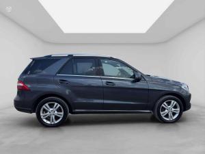 Grey Mercedes-Benz ML 250 2015 in Kaunas, with an engine capacity of 2.10 L and mileage of 312 thousand km for 13400 €, photo 8 on AUTOMOTO.COM.LV