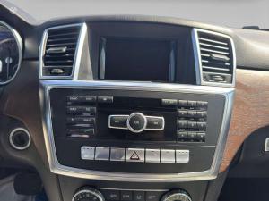Grey Mercedes-Benz ML 250 2015 in Kaunas, with an engine capacity of 2.10 L and mileage of 312 thousand km for 13400 €, photo 16 on AUTOMOTO.COM.LV