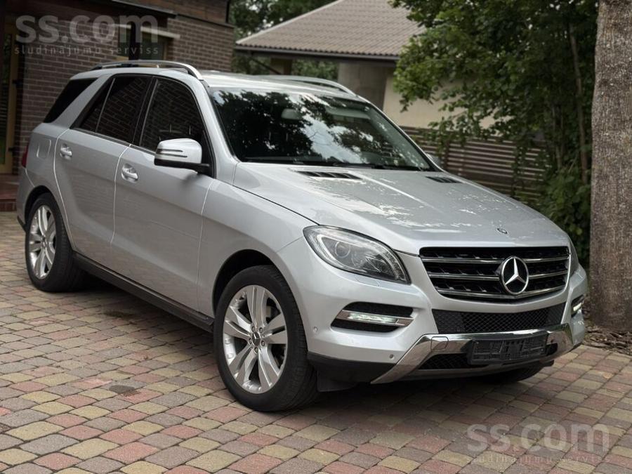 Pelēks Mercedes-Benz ML 250 2014 Jūrmala, ar dzinēja tilpumu 2.20 L un nobraukumu 0 tūkst. km par 13850 €, foto 1 vietnē AUTOMOTO.COM.LV