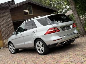 Pelēks Mercedes-Benz ML 250 2014 Jūrmala, ar dzinēja tilpumu 2.20 L un nobraukumu 0 tūkst. km par 13850 €, foto 5 vietnē AUTOMOTO.COM.LV