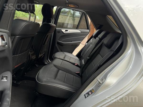 Grey Mercedes-Benz ML 250 2014 in Jurmala, with an engine capacity of 2.20 L and mileage of 0 thousand km for 13850 €, photo 9 on AUTOMOTO.COM.LV