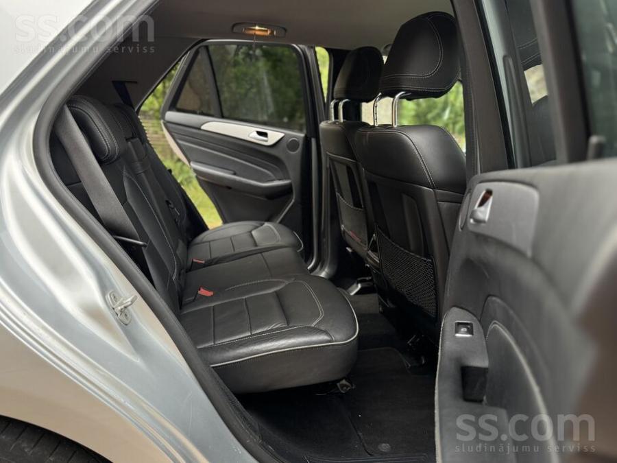Pelēks Mercedes-Benz ML 250 2014 Jūrmala, ar dzinēja tilpumu 2.20 L un nobraukumu 0 tūkst. km par 13850 €, foto 11 vietnē AUTOMOTO.COM.LV
