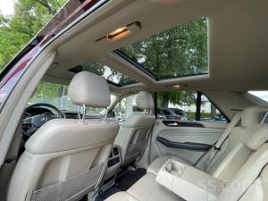 Sarkans Mercedes-Benz ML 250 2015 Rīga, ar dzinēja tilpumu 2.20 L un nobraukumu 292 tūkst. km par 15490 €, foto 16 vietnē AUTOMOTO.COM.LV