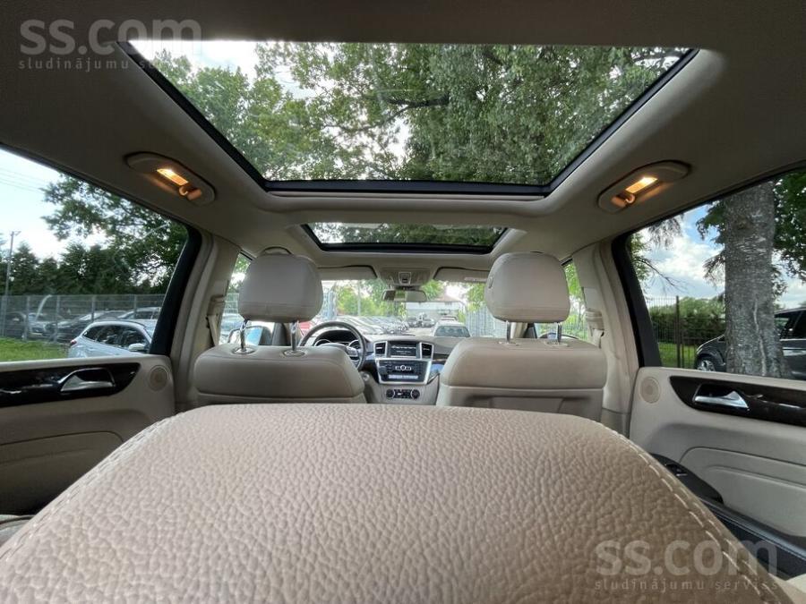 Sarkans Mercedes-Benz ML 250 2015 Rīga, ar dzinēja tilpumu 2.20 L un nobraukumu 292 tūkst. km par 15490 €, foto 17 vietnē AUTOMOTO.COM.LV