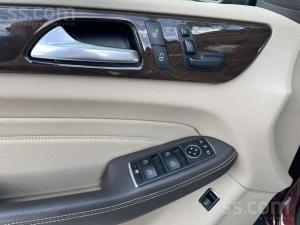 Sarkans Mercedes-Benz ML 250 2015 Rīga, ar dzinēja tilpumu 2.20 L un nobraukumu 292 tūkst. km par 15490 €, foto 32 vietnē AUTOMOTO.COM.LV