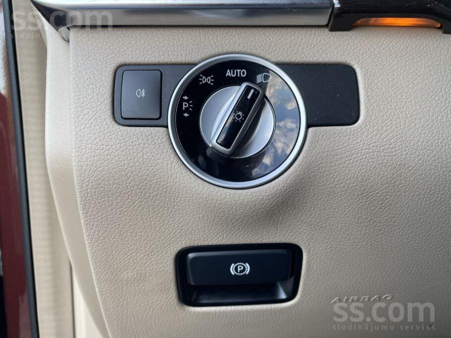 Sarkans Mercedes-Benz ML 250 2015 Rīga, ar dzinēja tilpumu 2.20 L un nobraukumu 292 tūkst. km par 15490 €, foto 33 vietnē AUTOMOTO.COM.LV