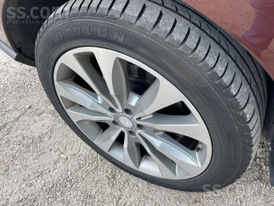 Sarkans Mercedes-Benz ML 250 2015 Rīga, ar dzinēja tilpumu 2.20 L un nobraukumu 292 tūkst. km par 15490 €, foto 36 vietnē AUTOMOTO.COM.LV