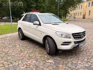 Balts Mercedes-Benz ML 250 2011 Jēkabpils, ar dzinēja tilpumu 2.20 L un nobraukumu 295 tūkst. km par 14990 €, foto  vietnē AUTOMOTO.COM.LV