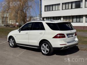 Balts Mercedes-Benz ML 250 2012 Rīga, ar dzinēja tilpumu 2.10 L un nobraukumu 313 tūkst. km par 12200 €, foto 5 vietnē AUTOMOTO.COM.LV
