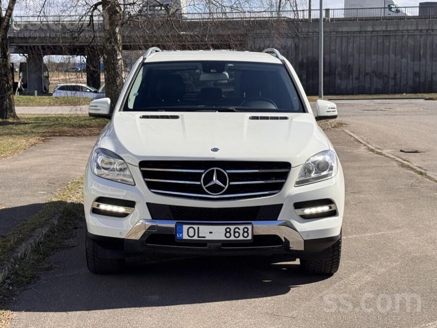 Balts Mercedes-Benz ML 250 2012 Rīga, ar dzinēja tilpumu 2.10 L un nobraukumu 313 tūkst. km par 12200 €, foto 8 vietnē AUTOMOTO.COM.LV