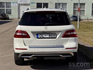 Balts Mercedes-Benz ML 250 2012 Rīga, ar dzinēja tilpumu 2.10 L un nobraukumu 313 tūkst. km par 12200 €, foto 12 vietnē AUTOMOTO.COM.LV