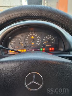 Melns Mercedes-Benz ML 270 2000 Rīga, ar dzinēja tilpumu 2.70 L un nobraukumu 422 tūkst. km par 1900 €, foto 8 vietnē AUTOMOTO.COM.LV
