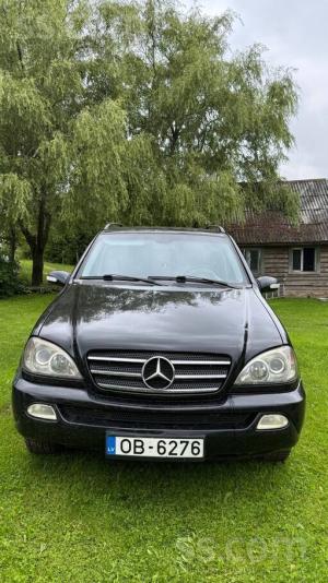 Melns Mercedes-Benz ML 270 2001 Krāslava, ar dzinēja tilpumu 2.70 L un nobraukumu 0 tūkst. km par 2500 €, foto 3 vietnē AUTOMOTO.COM.LV