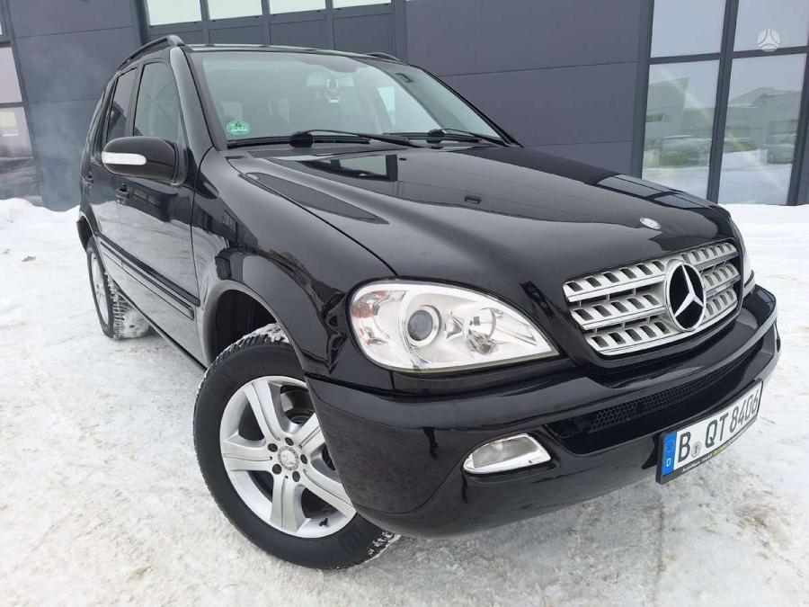 Melns Mercedes-Benz ML 270 2002 Jonava, ar dzinēja tilpumu 2.70 L un nobraukumu 300 tūkst. km par 3250 €, foto 1 vietnē AUTOMOTO.COM.LV