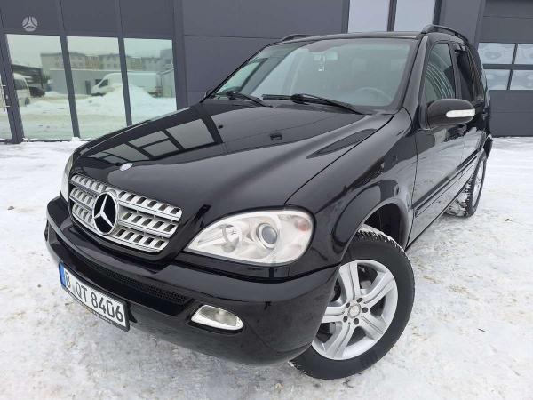 Black Mercedes-Benz ML 270 2002 in Jonava, with an engine capacity of 2.70 L and mileage of 300 thousand km for 3250 €, photo 3 on AUTOMOTO.COM.LV