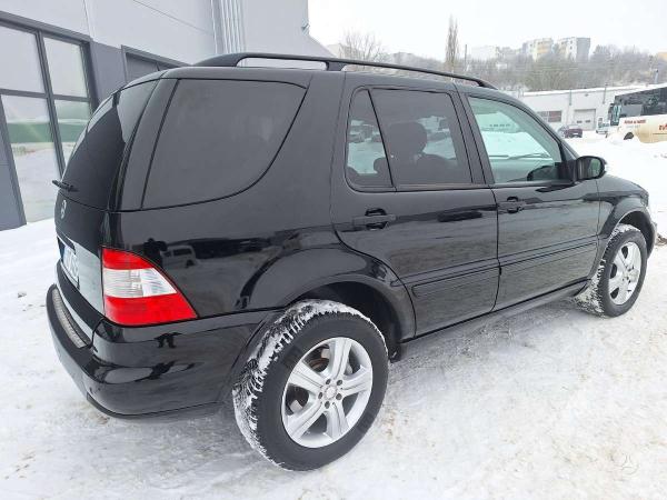 Black Mercedes-Benz ML 270 2002 in Jonava, with an engine capacity of 2.70 L and mileage of 300 thousand km for 3250 €, photo 10 on AUTOMOTO.COM.LV