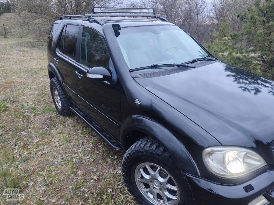 Melns Mercedes-Benz ML 270 2002 Viļņa, ar dzinēja tilpumu 2.70 L un nobraukumu 281 tūkst. km par 4300 €, foto 8 vietnē AUTOMOTO.COM.LV