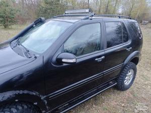 Black Mercedes-Benz ML 270 2002 in Vilnius, with an engine capacity of 2.70 L and mileage of 250 thousand km for 3700 €, photo 11 on AUTOMOTO.COM.LV