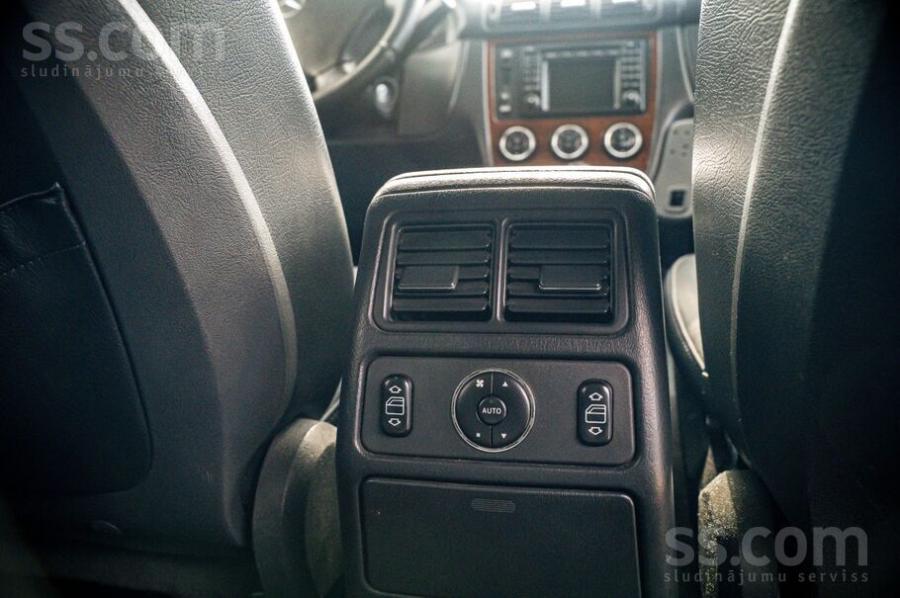 Черный Мерседес МЛ 270 2002 в Рига, объемом двигателя 2.70 л и пробегом 353 тыс. км за 1990 €, фото 13 на AUTOMOTO.COM.LV