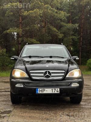 Black Mercedes-Benz ML 270 2003 in Liepaja, with an engine capacity of 2.70 L and mileage of 223 thousand km for 5000 €, photo  on AUTOMOTO.COM.LV