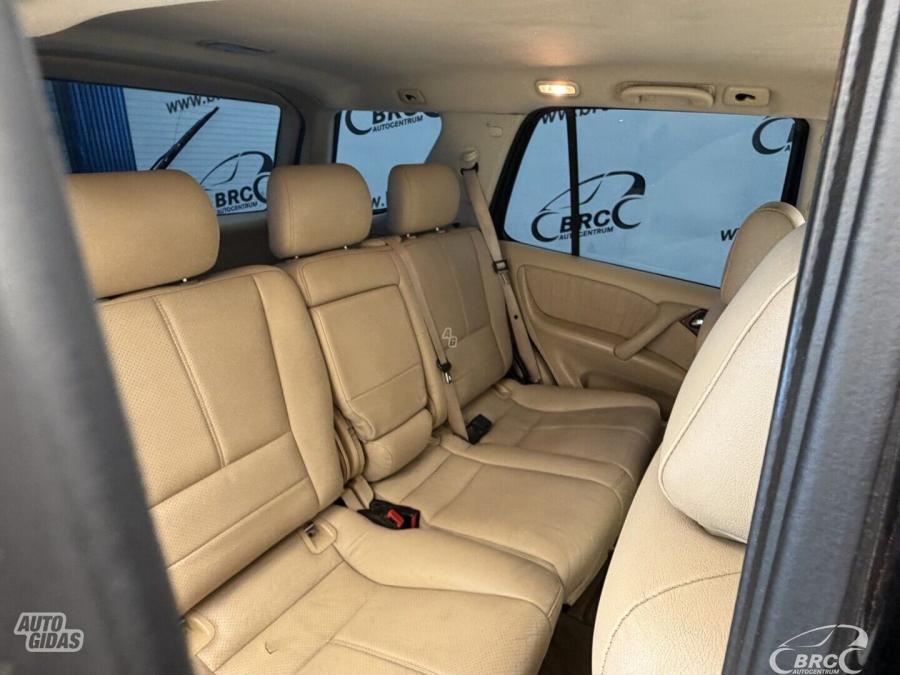 Melns Mercedes-Benz ML 270 2003 Avižieniai, ar dzinēja tilpumu 2.70 L un nobraukumu 291 tūkst. km par 2900 €, foto 12 vietnē AUTOMOTO.COM.LV