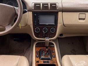 Melns Mercedes-Benz ML 270 2003 Avižieniai, ar dzinēja tilpumu 2.70 L un nobraukumu 291 tūkst. km par 2900 €, foto 16 vietnē AUTOMOTO.COM.LV