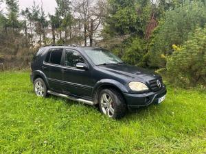 Melns Mercedes-Benz ML 270 2003 Jelgava, ar dzinēja tilpumu 2.70 L un nobraukumu 402 tūkst. km par 3500 €, foto 3 vietnē AUTOMOTO.COM.LV