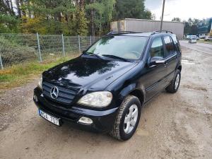 Melns Mercedes-Benz ML 270 2003 Viļņa, ar dzinēja tilpumu 2.69 L un nobraukumu 296 tūkst. km par 2999 €, foto 7 vietnē AUTOMOTO.COM.LV