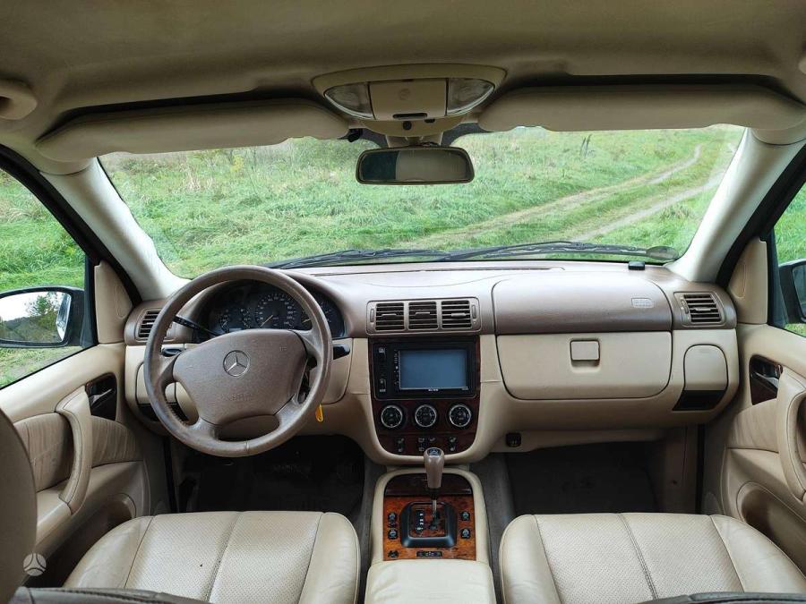 Melns Mercedes-Benz ML 270 2003 Viļņa, ar dzinēja tilpumu 2.69 L un nobraukumu 296 tūkst. km par 2999 €, foto 13 vietnē AUTOMOTO.COM.LV