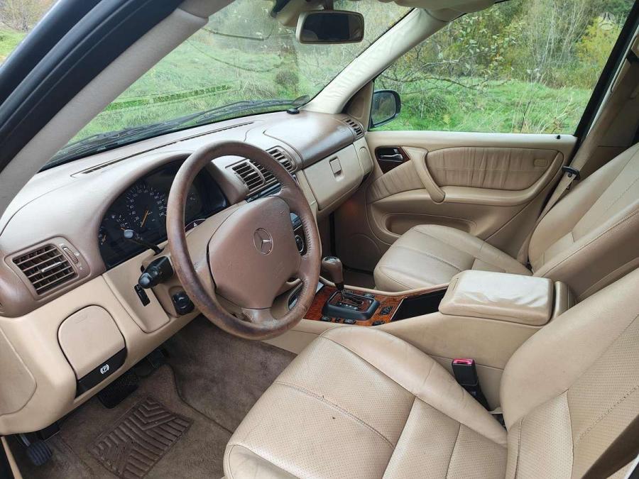 Melns Mercedes-Benz ML 270 2003 Viļņa, ar dzinēja tilpumu 2.69 L un nobraukumu 296 tūkst. km par 2999 €, foto 16 vietnē AUTOMOTO.COM.LV