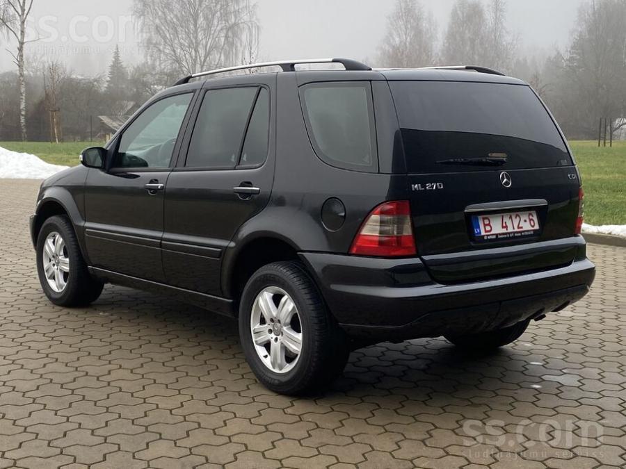 Melns Mercedes-Benz ML 270 2004 Rīga, ar dzinēja tilpumu 2.70 L un nobraukumu 0 tūkst. km par 8500 €, foto 2 vietnē AUTOMOTO.COM.LV