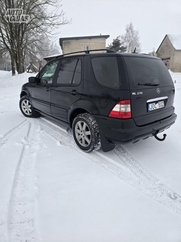 Melns Mercedes-Benz ML 270 2004 Telšiai, ar dzinēja tilpumu 2.70 L un nobraukumu 361 tūkst. km par 2850 €, foto 5 vietnē AUTOMOTO.COM.LV