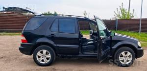Черный Мерседес МЛ 270 2004 в Даугавпилс, объемом двигателя 2.70 л и пробегом 277 тыс. км за 3000 €, фото 4 на AUTOMOTO.COM.LV