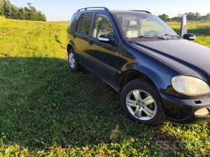 Melns Mercedes-Benz ML 270 2004 Rēzekne, ar dzinēja tilpumu 2.70 L un nobraukumu 277 tūkst. km par 2700 €, foto 4 vietnē AUTOMOTO.COM.LV